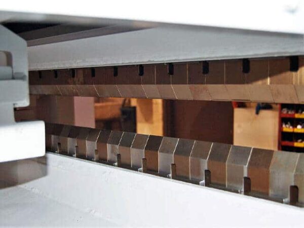 HYDRASPLIT® Stone Splitter | Hydraulic Stone Splitting Machines