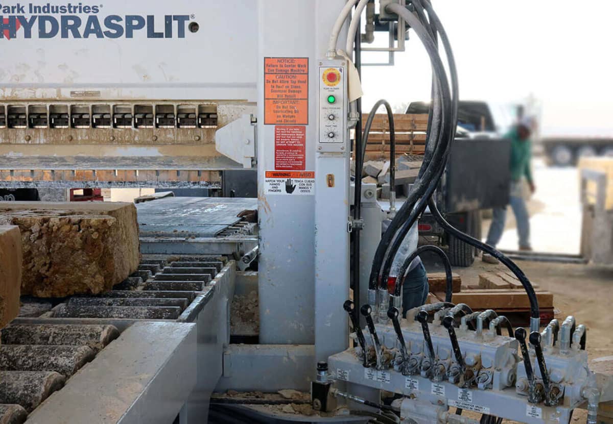 HYDRASPLIT® Stone Splitter | Hydraulic Stone Splitting Machines