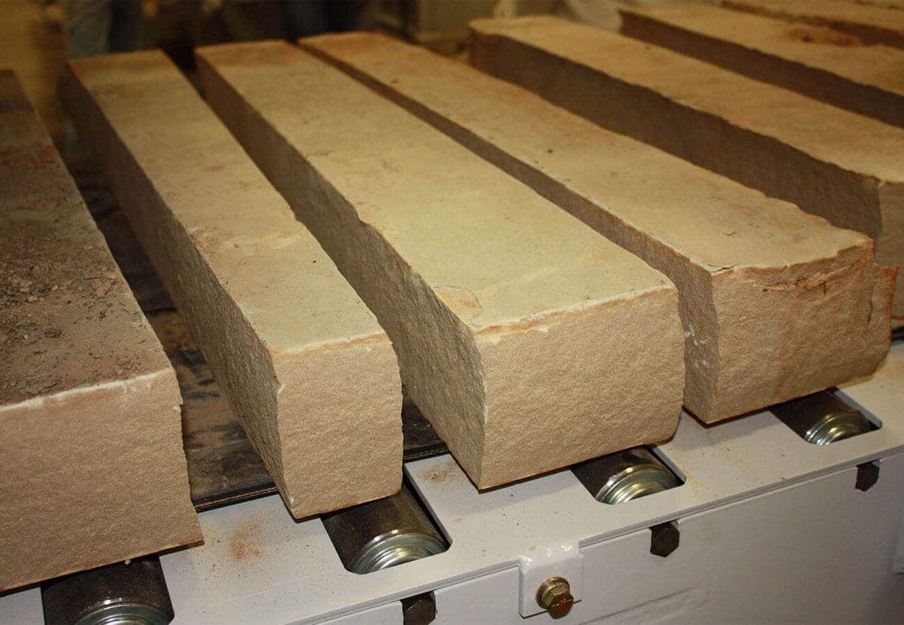 HYDRASPLIT® Stone Splitter | Hydraulic Stone Splitting Machines