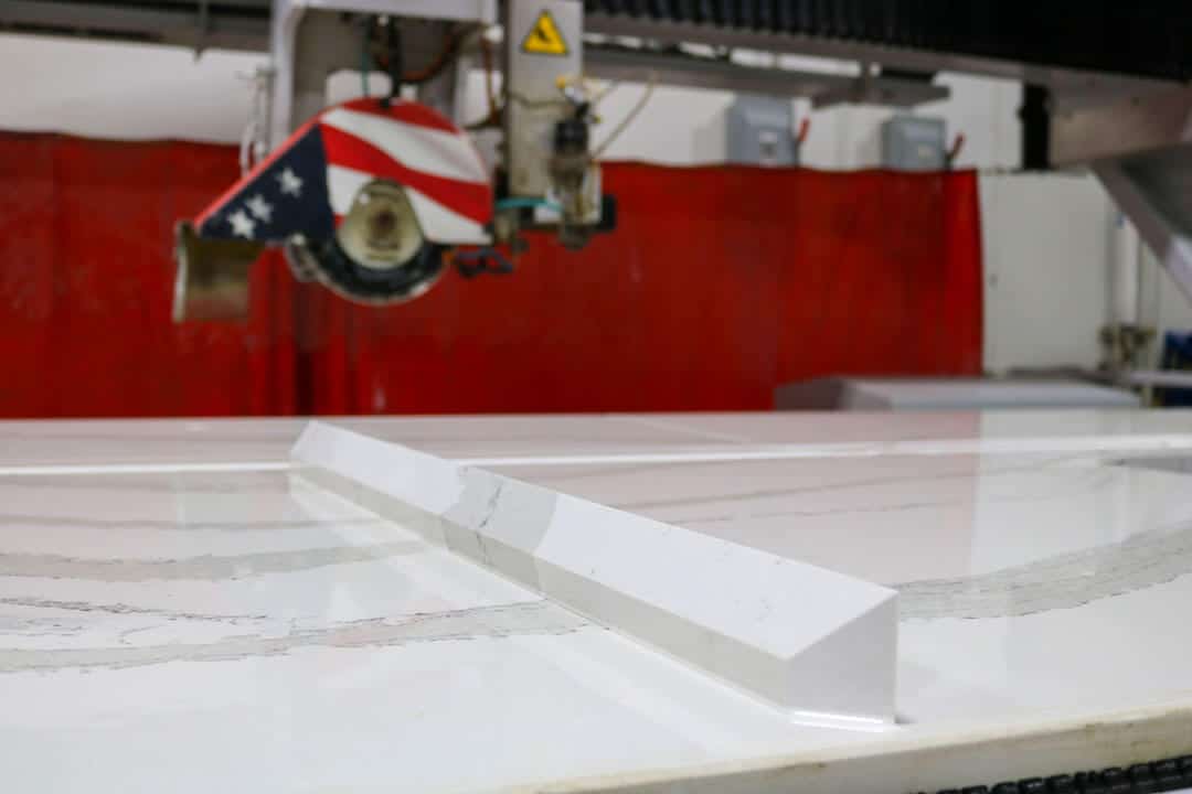 Mitered Countertop Challenge: SABERjet™ XP Vs Robot & Miter Saw - Park ...